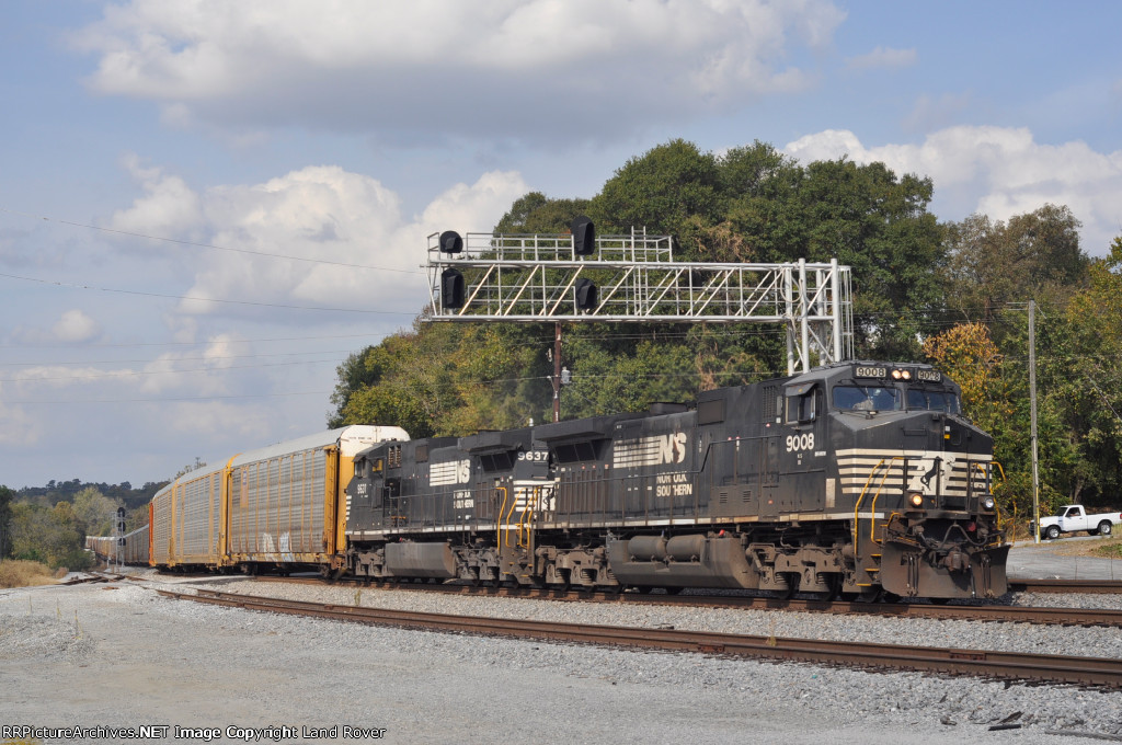 NS 9008 On NS 270 Southbound